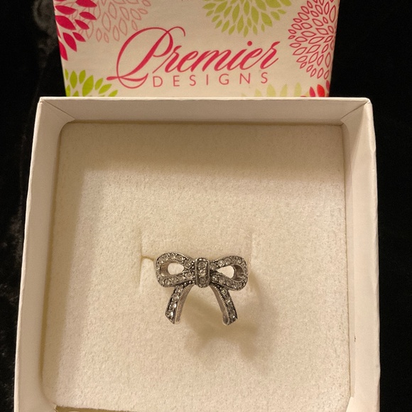 Premier Designs | Jewelry | Premier Designs Something Special Ring 8 ...